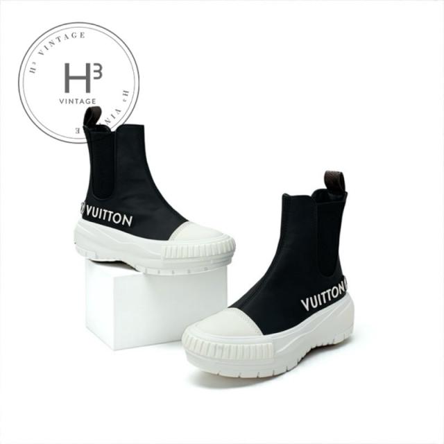 ルイヴィトン LOUIS VUITTON スクァッドライン モノグラム ブーツ ショートブーツ 靴 シューズ レザー ブラック ホワイト ロゴ