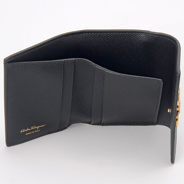 SalvatoreFerragamo サルヴァトーレフェラガモ 三つ折り財布 SFE22