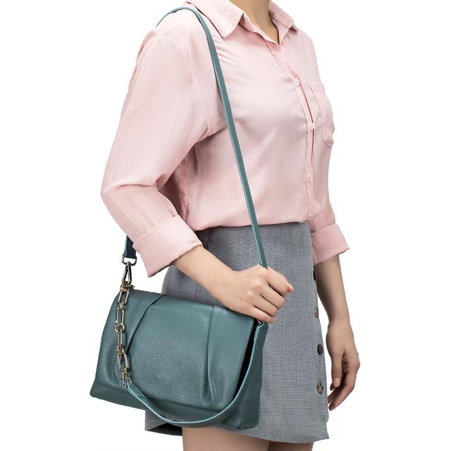 2way 肩掛け 手持ち 2way3way バックルベルト ミディアム ショルダーバッグ [6カラー]」 バッグ・雑貨がお得な