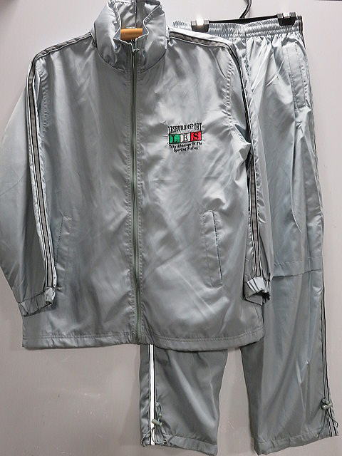 レシュロンスポーツ　ナイロン上下セット　LESHURON SPORTS