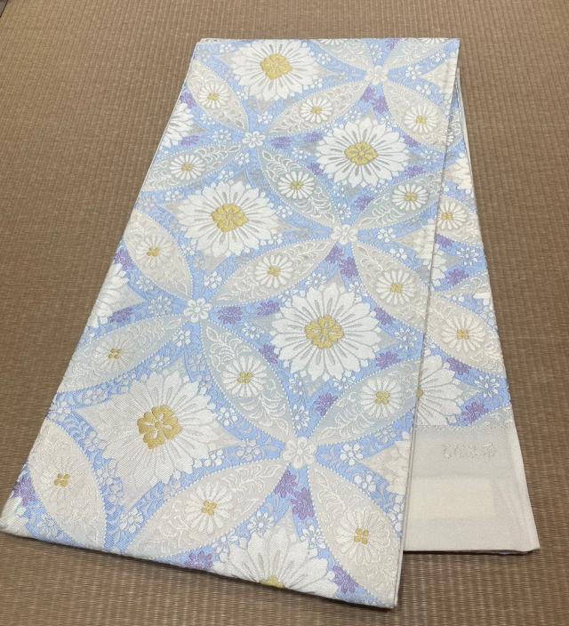 【袋帯】西陣となみ織物　白地七宝華紋　青系