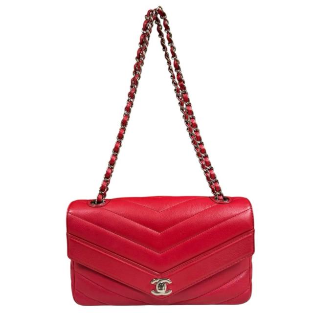 シャネル Vステッチ ショルダーバッグ レザー レッド レディース CHANEL  中古 R&Kリサイクルキング