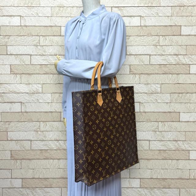 ルイヴィトン サックプラ モノグラム ルイヴィトン サックプラ