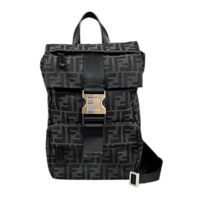フェンディ FENDINESS スモール バックパック ズッカ ボディバッグ ファブリック 7VZ067 ブラック メンズ FENDI  中古 R&Kリサイクルキング