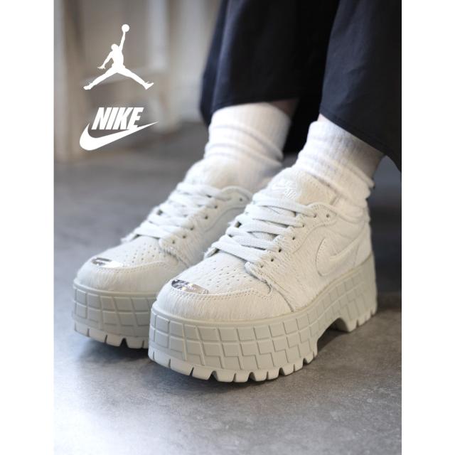 NIKE ナイキ エアジョーダン ブルックリン スニーカー WMNS AIR JORDAN 1 BROOKLYN LOW PONY HAIR Light Bone ( レディース IB7210-001 )