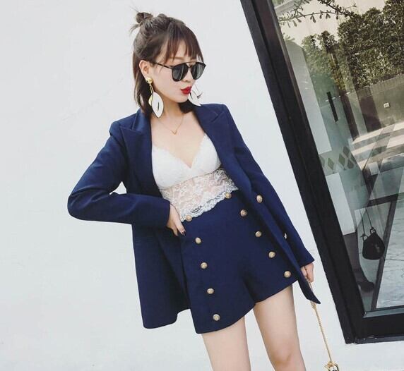 レディーススーツ ジャケット ショートパンツ 長袖 l ハイウエスト 飾りボタン 無地 二点セット ツーピース セットアップ 上下セット 春 秋 大人