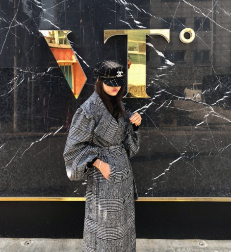 チェック柄ロングコート アウター コート l ロング丈 袖あり 長袖 ボリューム袖 Vネック 襟付き 前開き ポリエステル ウール かわいい 大人可愛