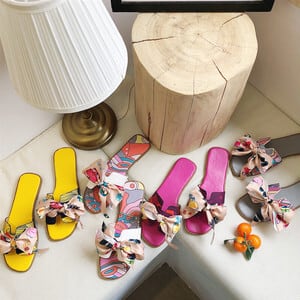 シューズ サンダル スリッパ l レディースサンダル 1cmヒール ラウンドトゥ リボン 歩きやすい 軽量 大人 可愛い おしゃれ キュート 個性的