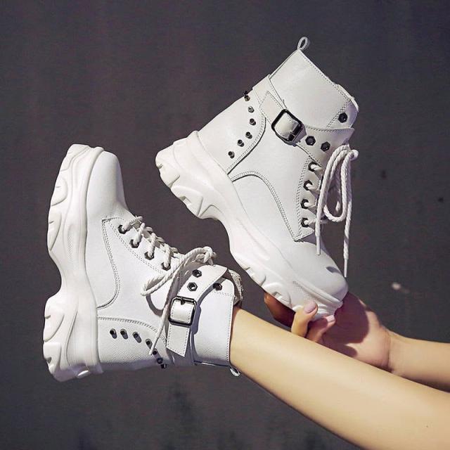 ブーツ ショート丈 カジュアル l レースアップ お出かけ 厚底