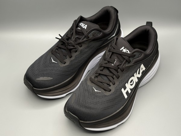 訳あり品 HOKA ホカ ランニングシューズ ボンダイ 8 27.0cm US9.0 ブラック×ホワイト メンズ (ho018)