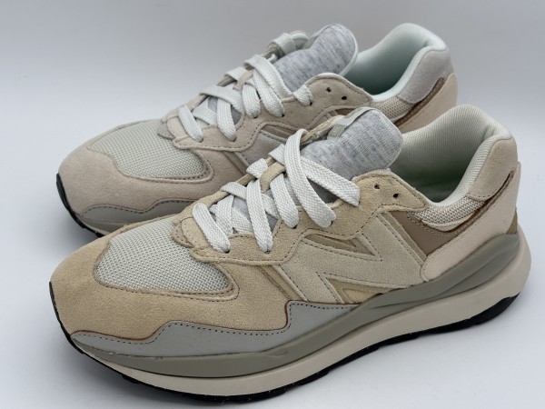 訳あり品 ニューバランス スニーカー M5740GRM 26.5cm US8.5 ムーンビーム M5740GRM 男性用兼女性用 NEW BALANCE (nb654)
