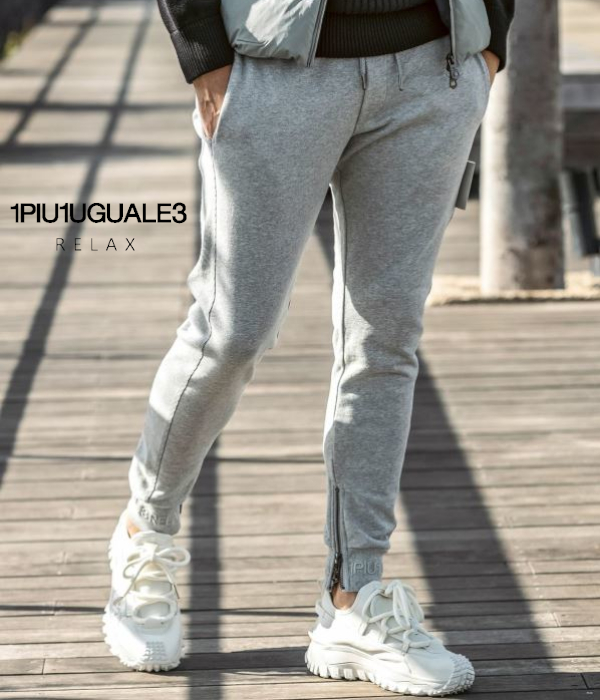 1PIU1UGUALE3 RELAX ウノピゥウノウグァーレトレ リラックス レザーパッチスウェットパンツ メンズ ジョガーパンツ ジャージ カジュアル スポーツ