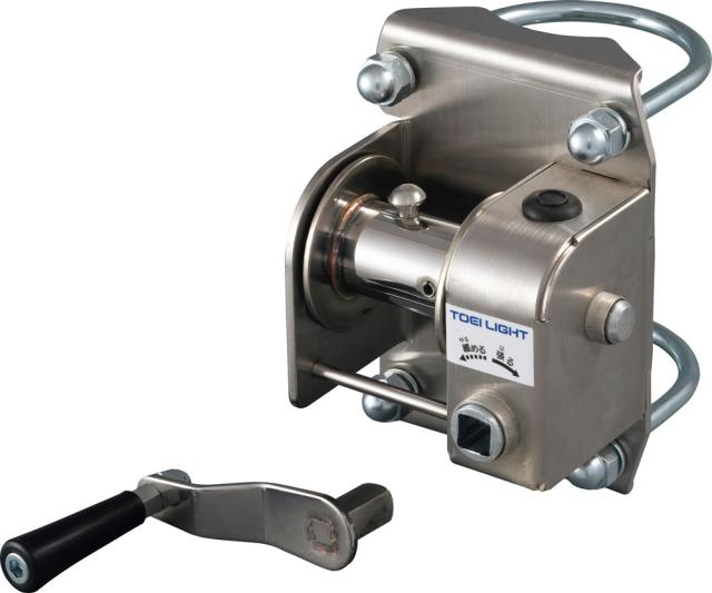 トーエイライト TOEI LIGHT ステンレスネット巻 凹型  逆転防止機能付 バレー・テニス支柱76mm用 球技 ネット巻き取り器 備品 部活 クラブ活動 体育器具 学校 練習 試合 大会  B2985