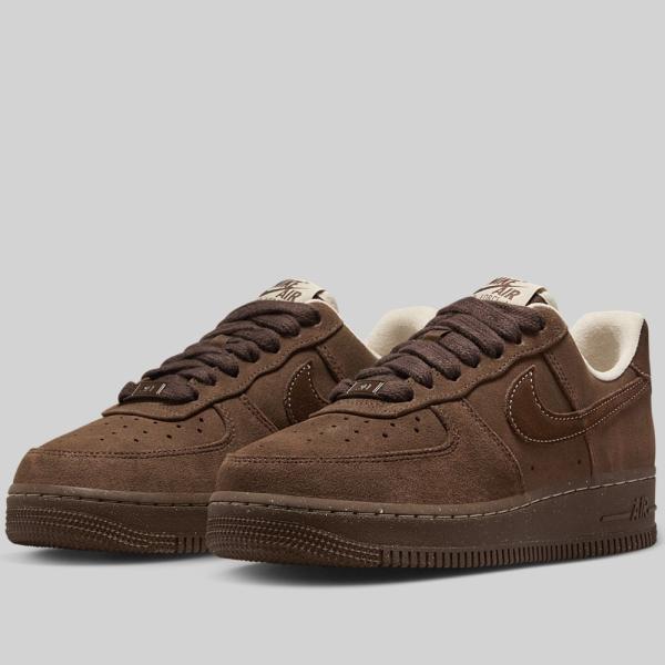 2025年秋冬新作♪ NIKE【ナイキ】 WMNS AIR FORCE 1 07 ウィメンズ エア フォース 1 07 【FQ8901-259】 カカオワオ/サンドドリフト