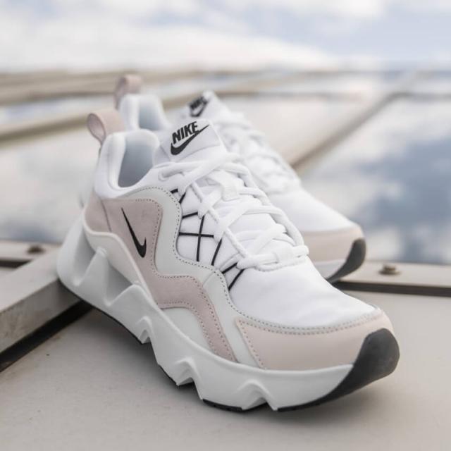 2025年秋冬新作♪ NIKE【ナイキ】 WMNS RYZ 365 ウィメンズ RYZ 365 【BQ4153-100】 ホワイト