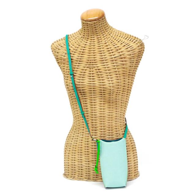 ロエベ LOEWE ゲート ポケット ソフトカーフスキン (レザー) アナグラム C661T14X02 スマホショルダー クロスボディ 斜め掛け 肩掛け ショルダーバッグ ポシェット ミニバッグ レディース ミント (ライトグリーン) / ブライトラベンダー (パープル) 中古 may15002