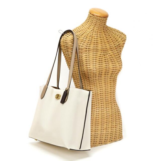 コーチ COACH ウィロウ トート カラーブロック ポリッシュド ペブル レザー C0691 トートバッグ 肩掛け ハンドバッグ ビジネスバッグ レディース チョークマルチ (アイボリー / ベージュ) / ブラス (ブラウン) 中古 mba15020