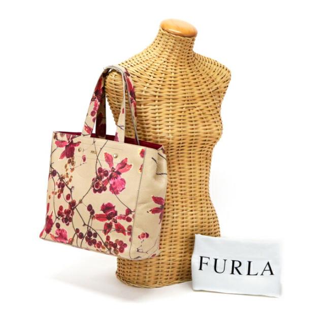 フルラ FURLA トートバッグ レザー ニコライバーグマン コラボ 花柄 ハンドバッグ 手提げかばん レディース ベージュ / ピンク 中古 mbb16020