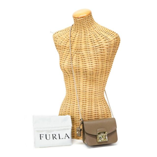 フルラ FURLA メトロポリス チェーンショルダー レザー G6400/A4 ショルダーバッグ クロスボディ 斜め掛け 肩掛け ポシェット レディース グレージュ / ゴールド 中古 mbb30004