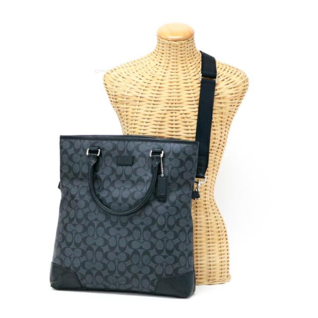コーチ COACH ヘリテージ フォールドオーバー PVC レザー シグネチャー F71103 トートバッグ 手提げかばん 2WAY 斜めかけ ビジネスバッグ メンズ レディース グレー / ブラック 中古 mbe02015