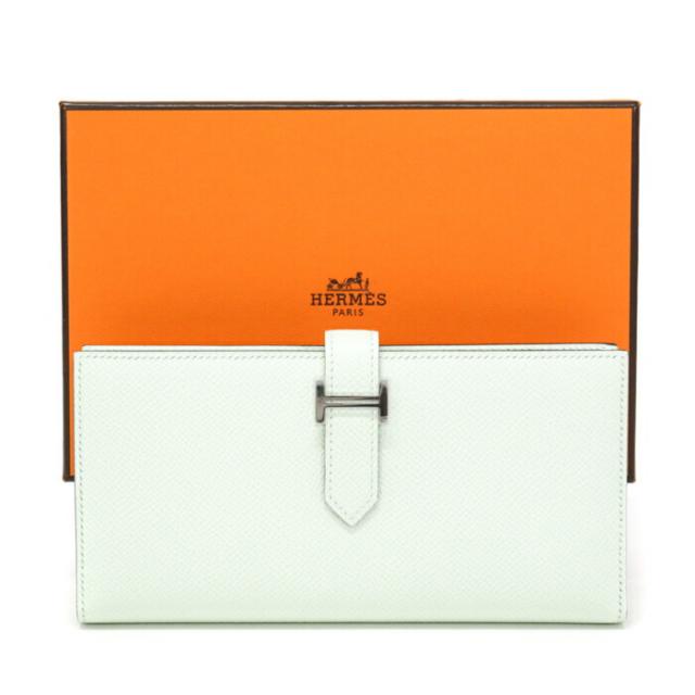 【Nランク】 エルメス HERMES ベアンスフレ エプソン (レザー) SV金具 B刻印 2023年 長財布 二つ折り財布 かぶせ蓋 コンチネンタルウォレット H金具 レディース メンズ ヴェールフィズ (ライトグリーン) 正規品 未使用 展示品 中古 mbi26014