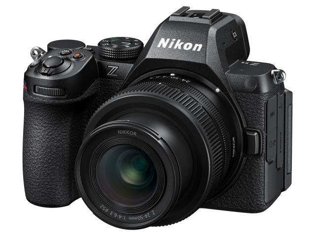 Nikon ミラーレス一眼カメラ Z5II 24-50 レンズキット【お取り寄せ（5週から7週程度見込み）での入荷、発送】