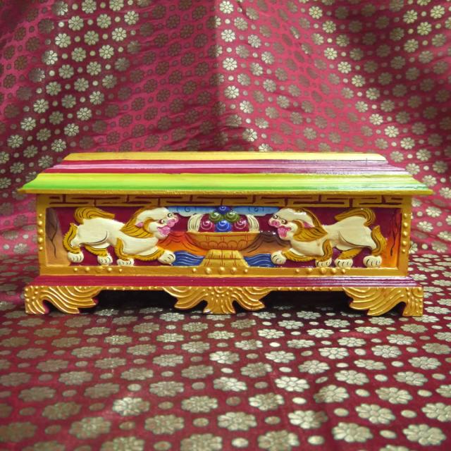 チベットのお香たて  チベット香炉 サイズ特大 一点物 写真の商品をお届けします 1個1個すべて手作りのインセンスホルダー インド香やネパール香、チベット香などに  お香立て