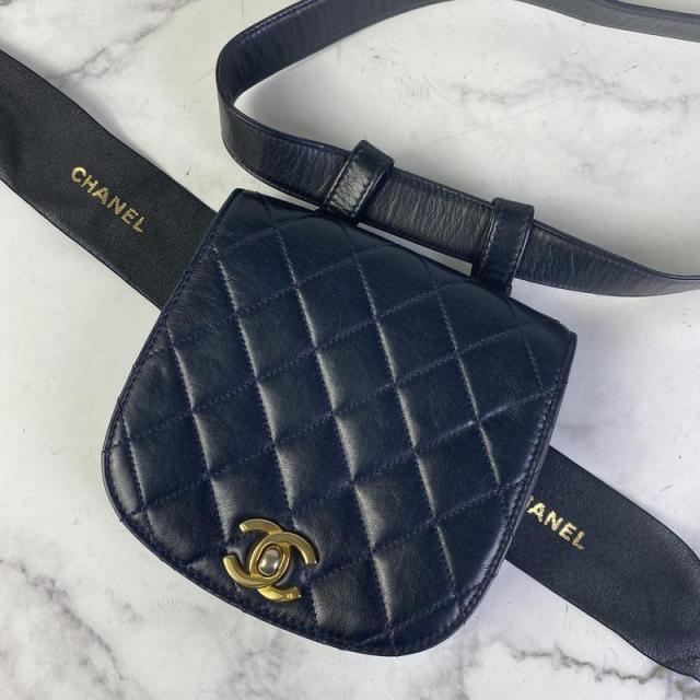 CHANEL シャネル マトラッセ ウエストバッグ ラムスキン ブラック 【中古】 レディース