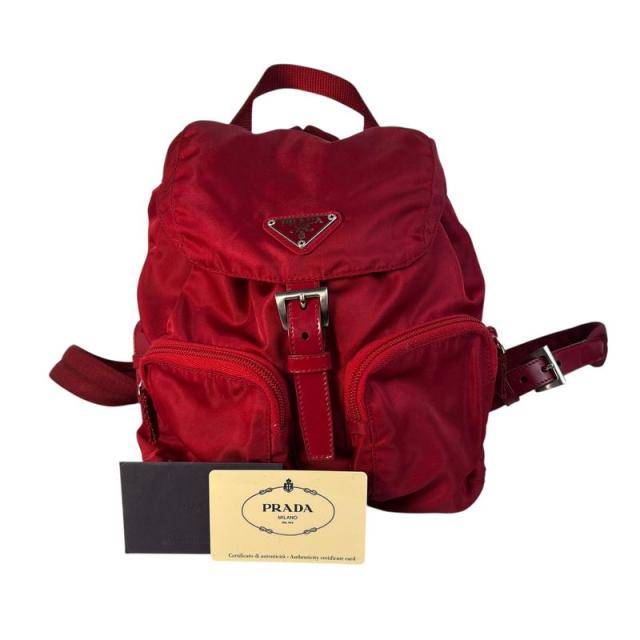 PRADA プラダ  リュック・デイパック ナイロン レッド 【中古】 レディース