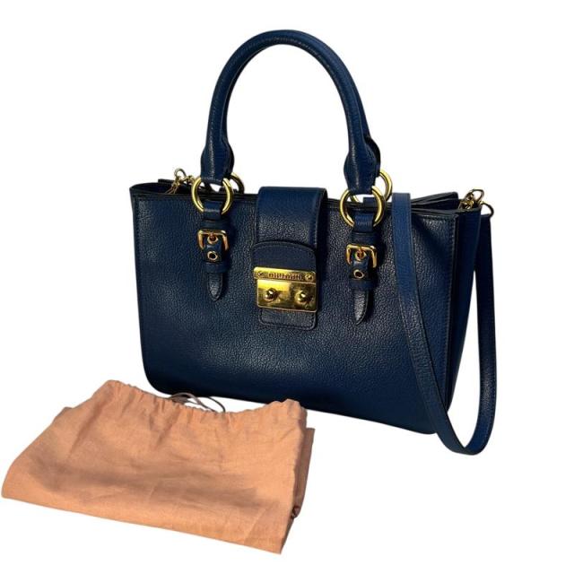 MIUMIU ミュウミュウ  ショルダーバッグ レザー グレー 【中古】 レディース