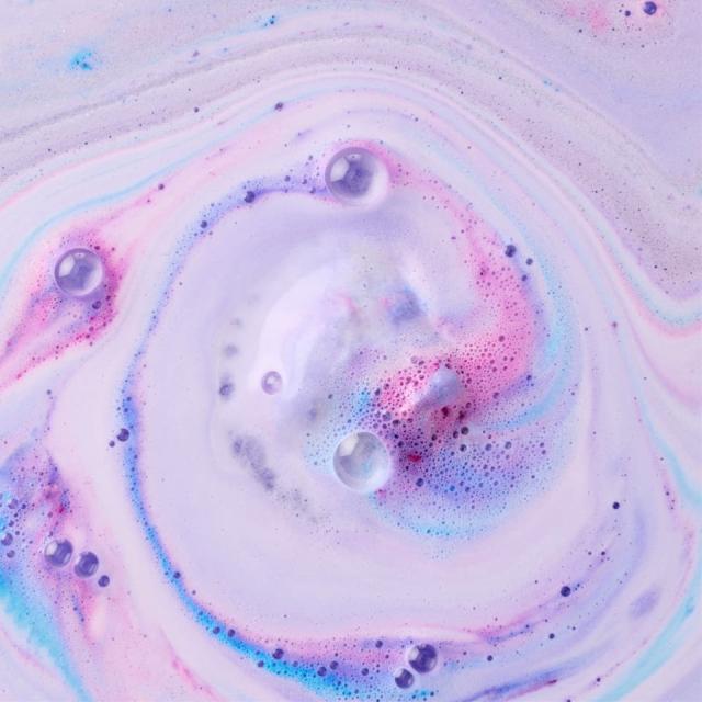 LUSH スイーツフェアリー バスボム クリスマス 限定 2025 入浴剤 プチ