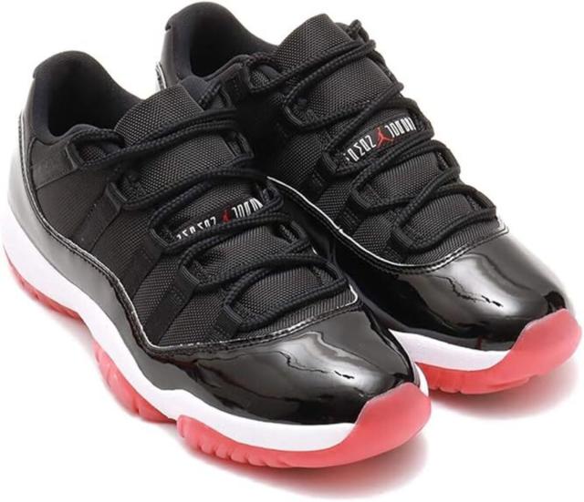 [ナイキ] エア ジョーダン 11 レトロ ロー [AIR JORDAN 11 RETRO LOW] ブラック/レッド FV5104-006