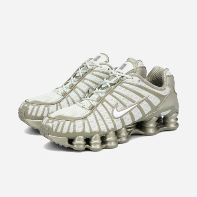 NIKE WMNS SHOX TL ナイキ ウィメンズ ショックス TL メンズ LIGHT SILVER/WHITE/LIGHT ARMY ベージュ AR3566-006