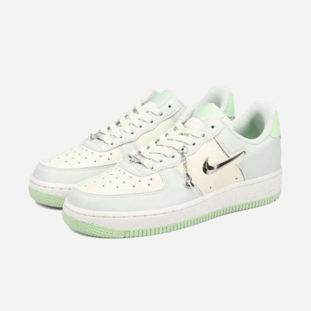 NIKE WMNS AIR FORCE 1 '07 NEXT NATURE SE ナイキ ウィメンズ エア フォース 1 '07 ネクスト ネイチャー SEA GLASS/LIGHT SILVER/SAIL ベージュ FN8540-001