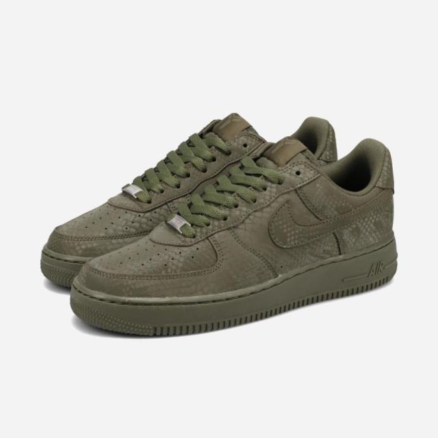 NIKE AIR FORCE 1 LOW × KOBE BRYANT ナイキ エア フォース 1 ロー × コービー・ブライアント メンズ CARGO KHAKI/CARGO KHAKI カーキグリーン IB0018-301
