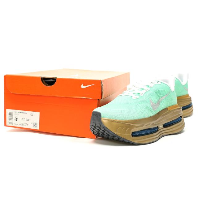 【Nike】Vomero Premium ライトグリーン ゴールドアクセント FN8453-030 厚底 カジュアル スポーツシューズ 新品 箱付き