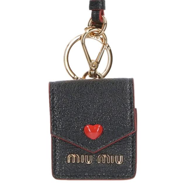 ミュウミュウ  ロゴハートエアポッズケース 中古 BS55