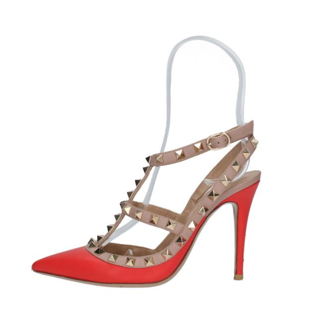 ヴァレンティノガラヴァーニ サイズ:35 ロックスタッズストラップピンヒールパンプス 中古 BS99