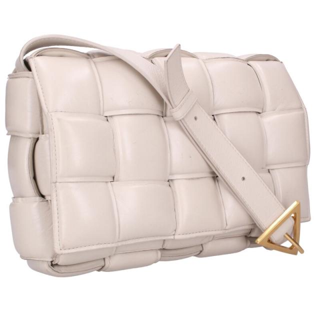 ボッテガヴェネタ   717506 パテッドカセット マキシイントレチャートレザーショルダーバッグ 中古 BS55