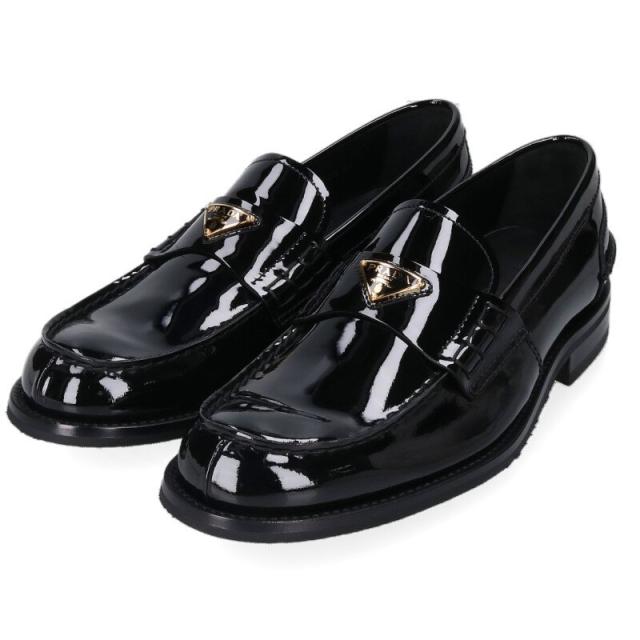 プラダ サイズ:6.5  2DB223 トライアングルプレートブラッシュドパテントレザーシューズ 中古 OM10