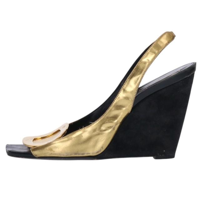 ロジェヴィヴィエ サイズ:39.5 スクエアトゥパテントパンプス 中古 BS99