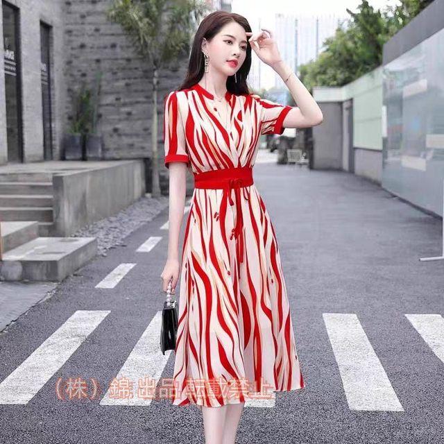 ワンピース プリント柄 半袖 ウエスト紐 ウエストマーク株式会社錦 カシュクール ロング丈ワンピ 個性的 ポップ 華やか ドライブ 食事会 ストリート