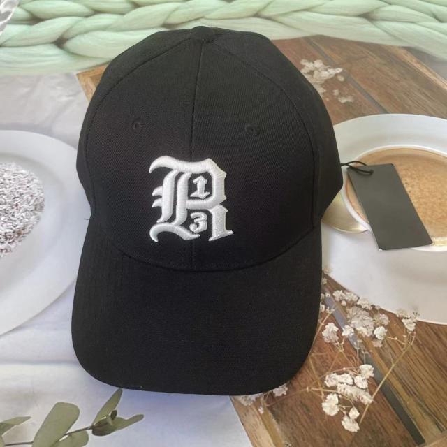 R13 (アールサーティーン) フロントロゴ刺繍 ベースボールキャップ 帽子