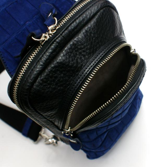 ボディバッグ メンズ レザー ショルダーバッグ 斜めがけ / 縦型 大容量