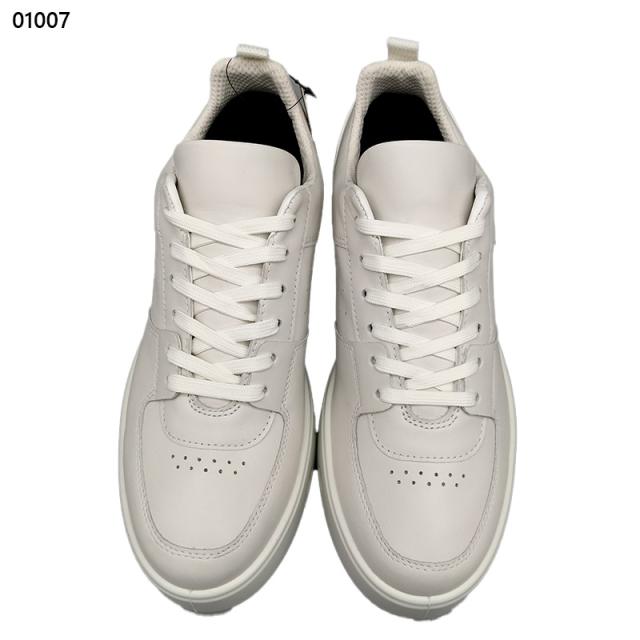 在庫1点限り EU39(24.5cm)  エコー レディース STREET 720 W スニーカー 靴 シューズ 本革 レザー GORE-TEX ゴアテックス 雨晴兼用 透湿 防水 シンプル ホワイト 白 送料無料 ECCO 209713