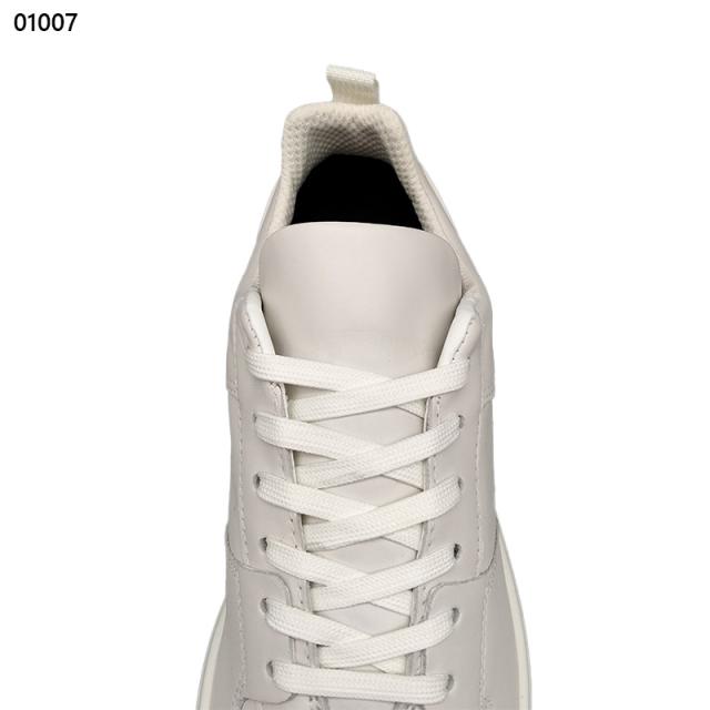 在庫1点限り EU39(24.5cm)  エコー レディース STREET 720 W スニーカー 靴 シューズ 本革 レザー GORE-TEX ゴアテックス 雨晴兼用 透湿 防水 シンプル ホワイト 白 送料無料 ECCO 209713