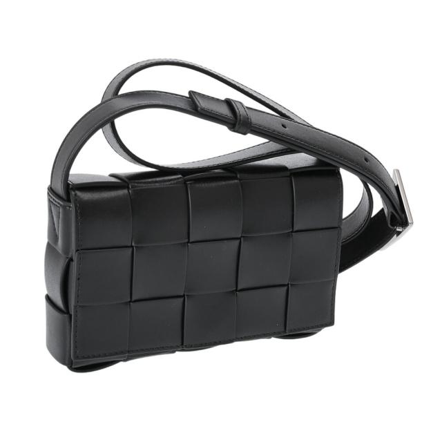 【クーポン5%OFF】ボッテガヴェネタ／BOTTEGA VENETA スモール カセットメンズ マキシイントレチャート 斜め掛けショルダーバッグ・クロスボディ(ブラック) 739351 VB1K0 8480／BLACK[返品無料]