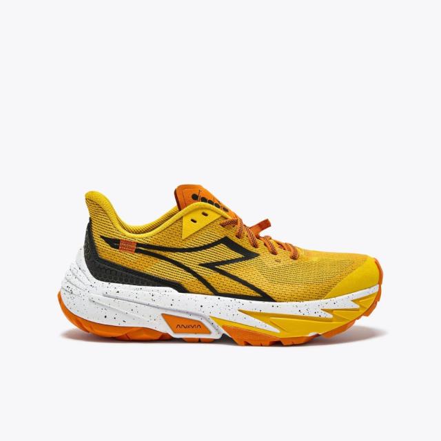 Diadora (ディアドラ) SESTRIERE-XT 2 イエロー ユニセックス スニーカー ACTIVE コレクション