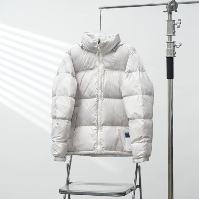 1996 レトロ ヌプシ ダウンジャケット  RETRO 1996 NUPTSE JACKET ホワイト