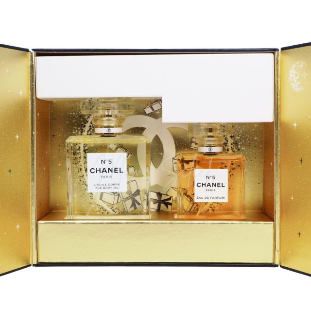 【限定】CHANEL シャネル N゜5 デュオ コフレ オードゥ パルファム 50mL＆ボディ オイル スプレイ 100mL【メール便NG】[並行輸入品]	コフレ / ギフトセット / プレゼント / 贈り物 / ギフト